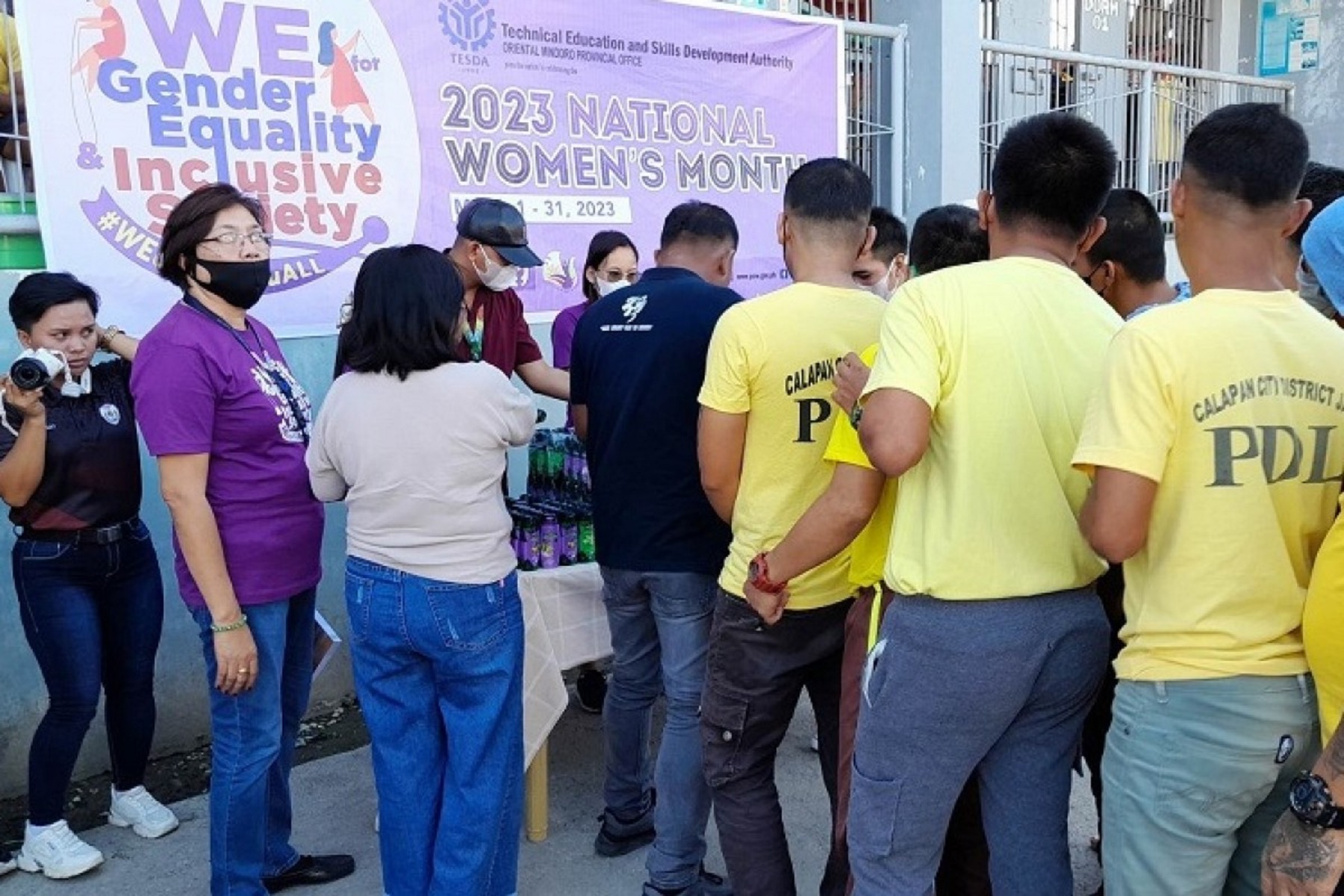 TESDA-OrMin, nagkaloob ng hygiene kits sa mga PDL sa pagdiriwang ng ... TESDA-OrMin, nagkaloob ng hygiene kits sa mga PDL sa pagdiriwang ng ...